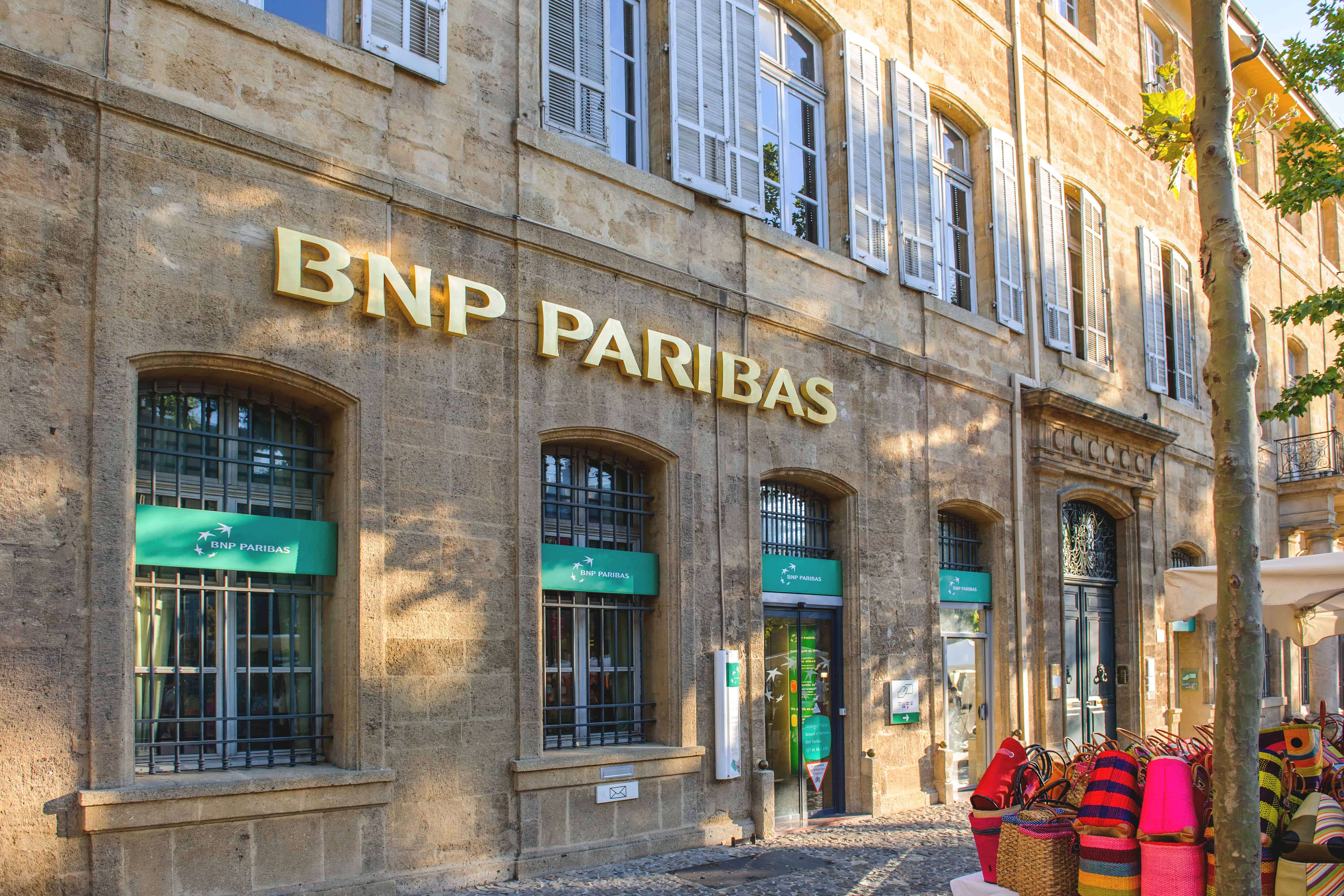 BNP Paribas leads in cash management | Debitos : Debitos